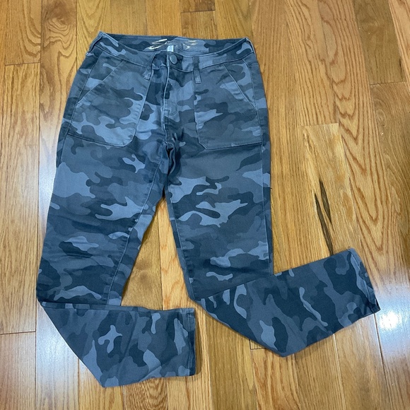Seven7 | Jeans | Seven 7 Utility Gray Camouflage Jeans Size 4 | Poshmark